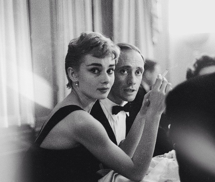 Audrey Hepburn Animated GIFs (7) - Everything Audrey Hepburn