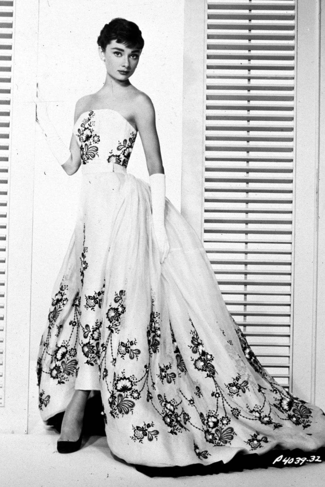 Audrey Hepburn Fashion Guide - Cute Outfits You Can Buy [UPDATED]